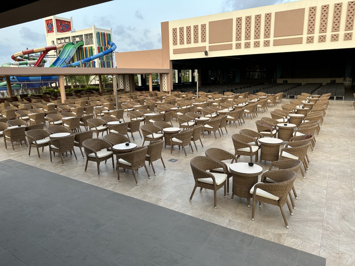 RIU Palace Santa Maria - Entertainment Area (Cimboa) | AccessAble