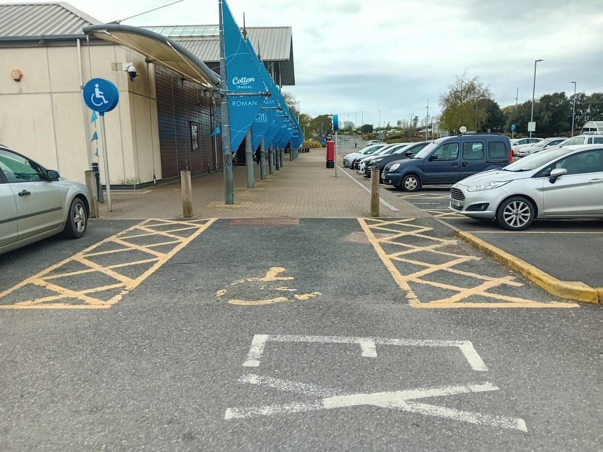 Affinity Devon Outlet Shopping Centre | AccessAble