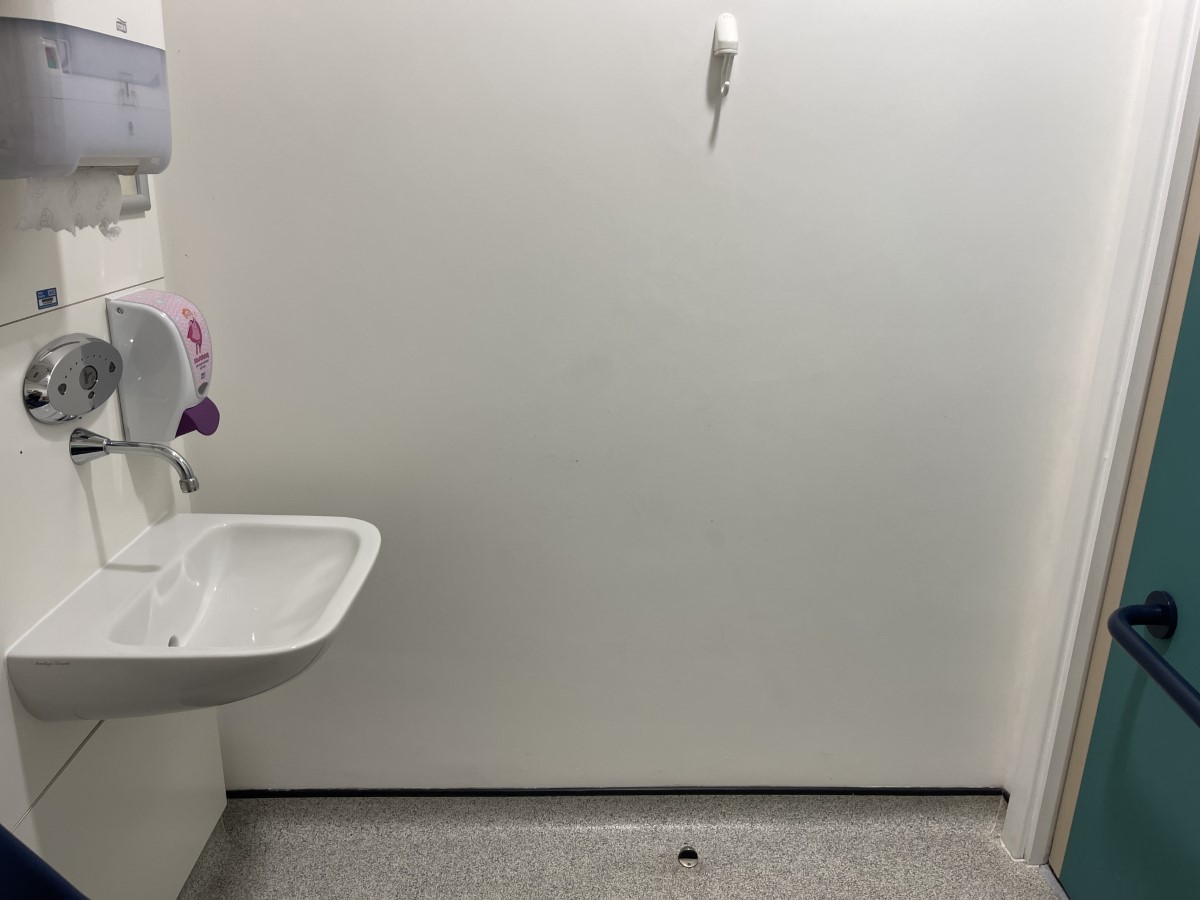 Neonatal Unit - Special Baby Care Unit | AccessAble