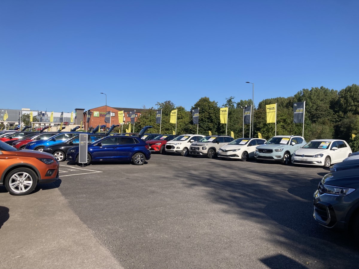 Arnold Clark Wigan Renault / Dacia | AccessAble