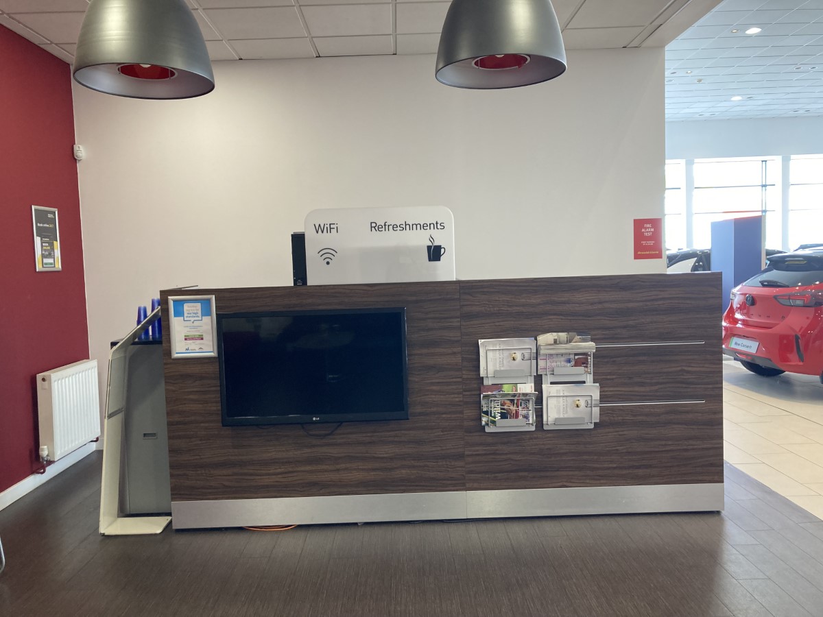 Arnold Clark Northwich Vauxhall / Kia | AccessAble