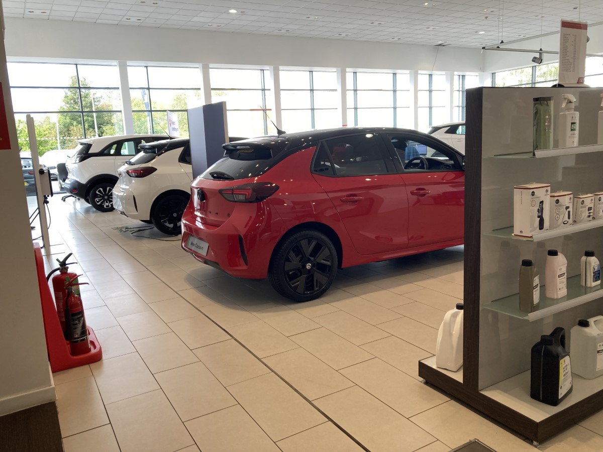 Arnold Clark Northwich Vauxhall / Kia | AccessAble