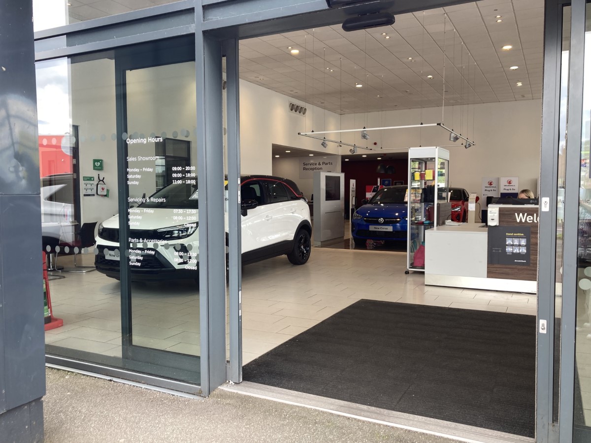 Arnold Clark Northwich Vauxhall / Kia | AccessAble