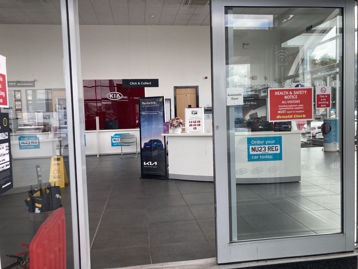 Arnold Clark Northwich Vauxhall / Kia | AccessAble