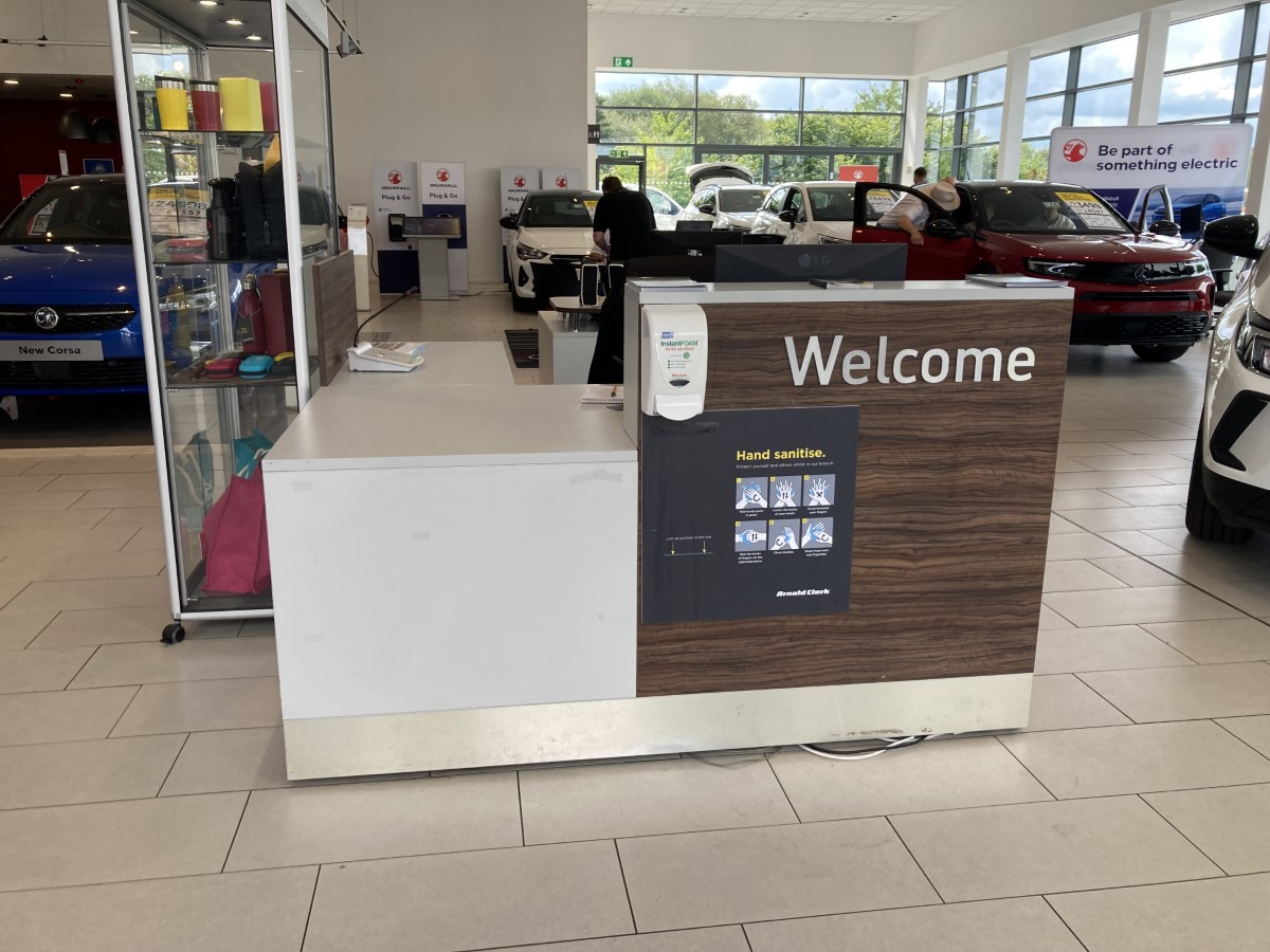 Arnold Clark Northwich Vauxhall / Kia | AccessAble