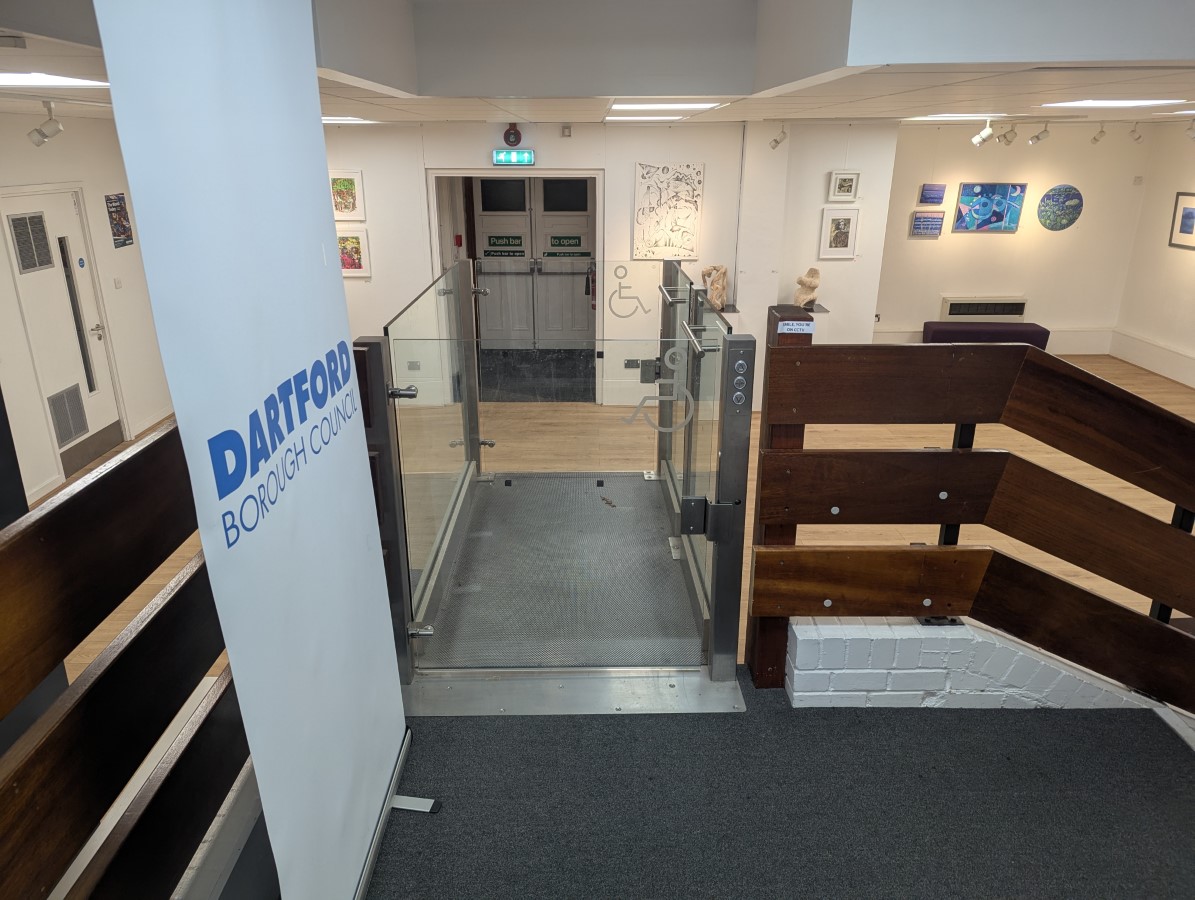 Dartford Library | AccessAble