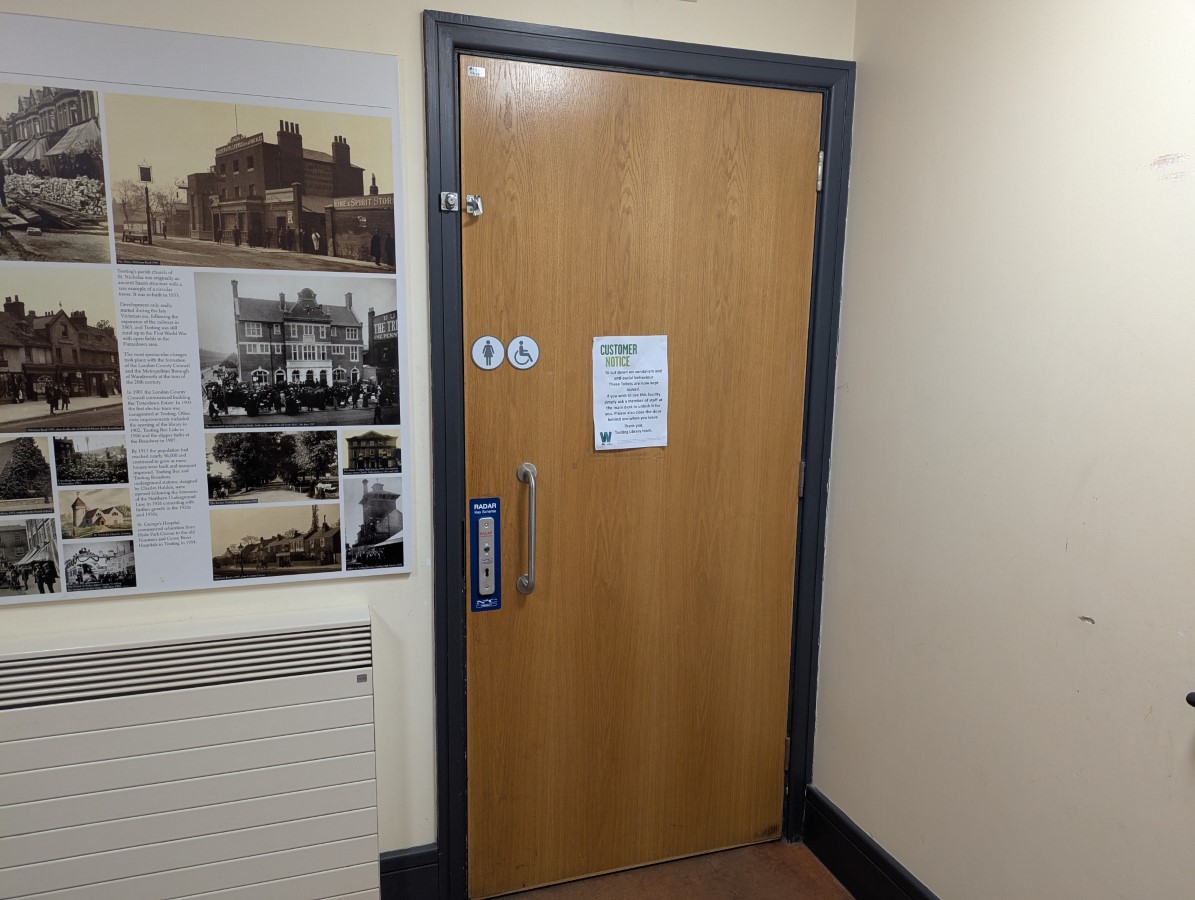 Tooting Library | AccessAble