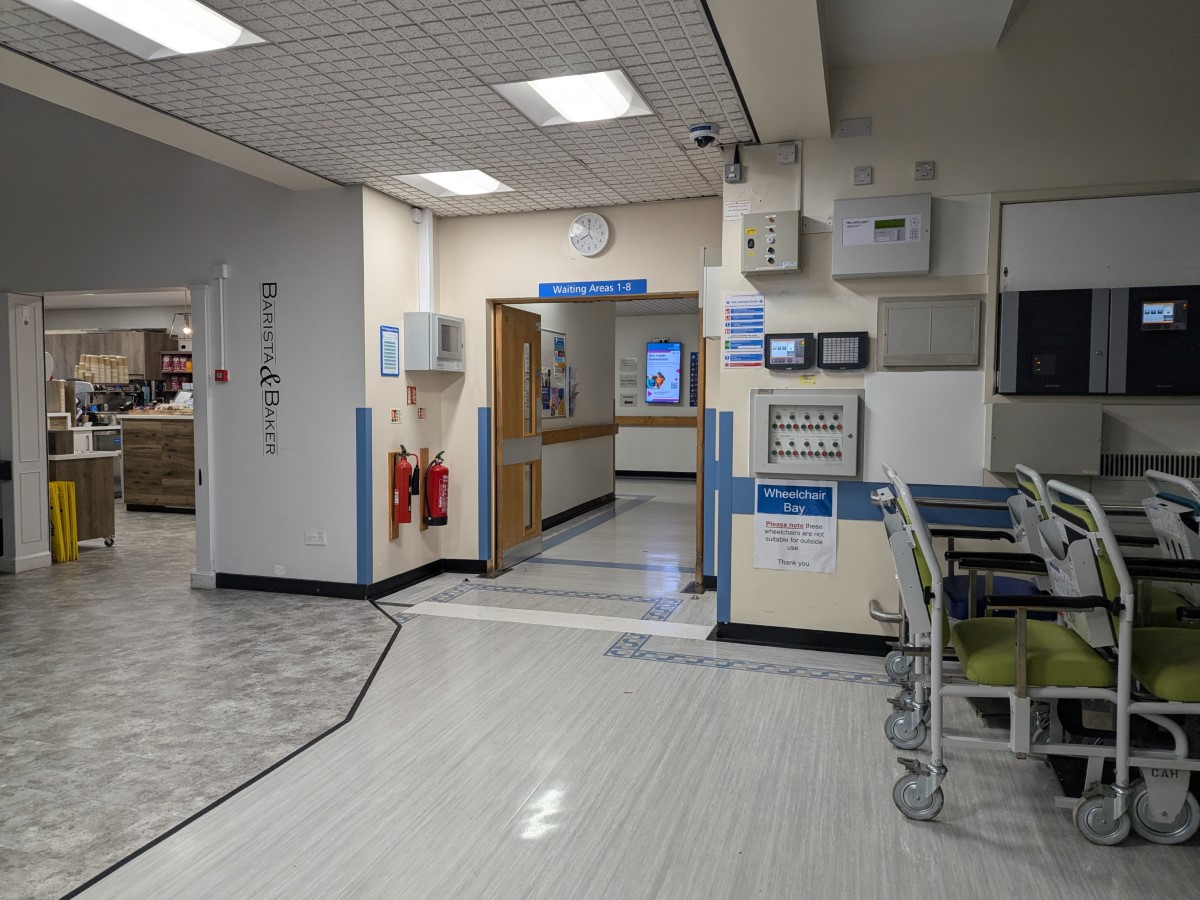 Outpatients Waiting Areas 1 to 4 | AccessAble