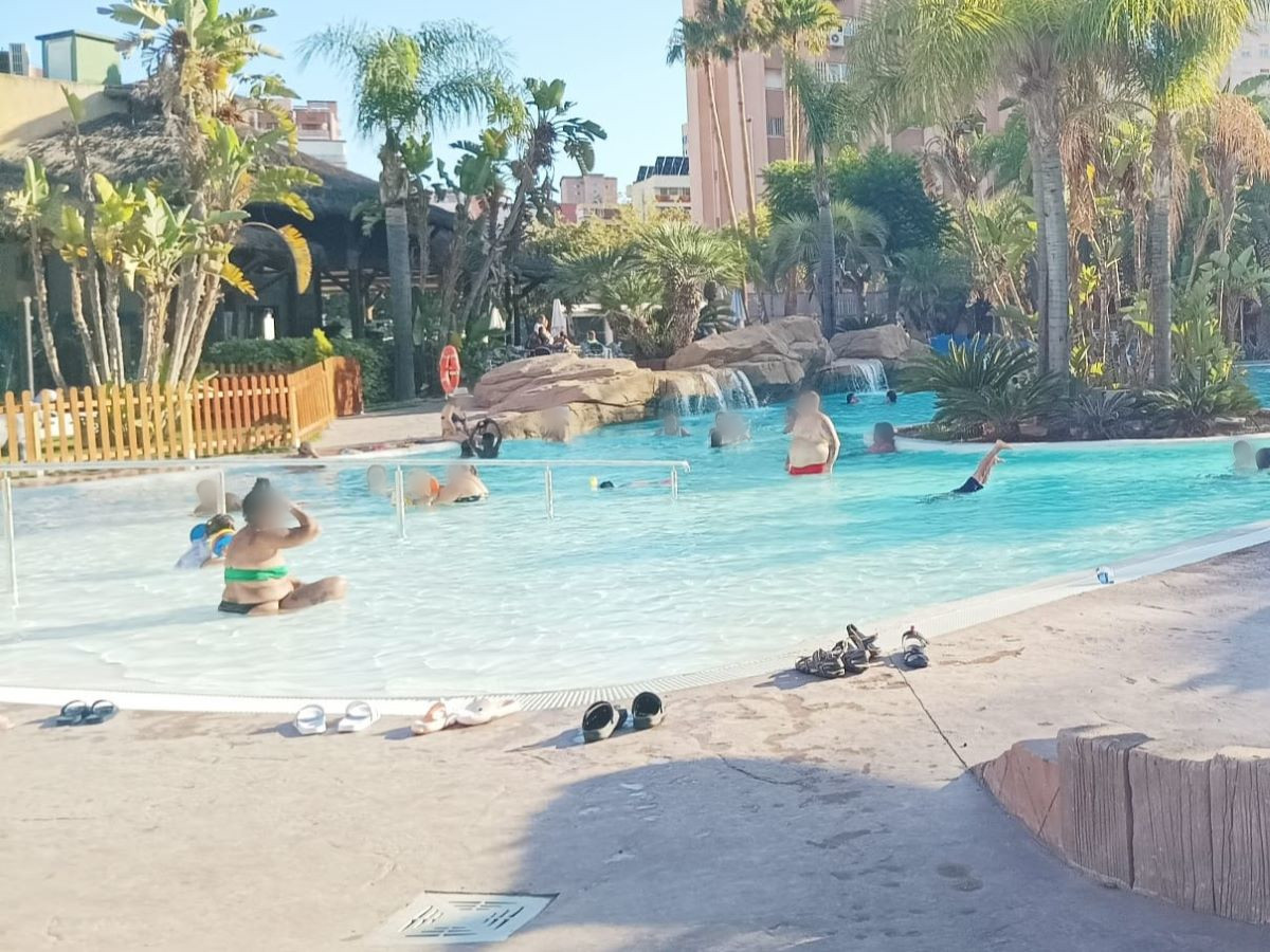 Melia Benidorm - Swimming Pools | AccessAble