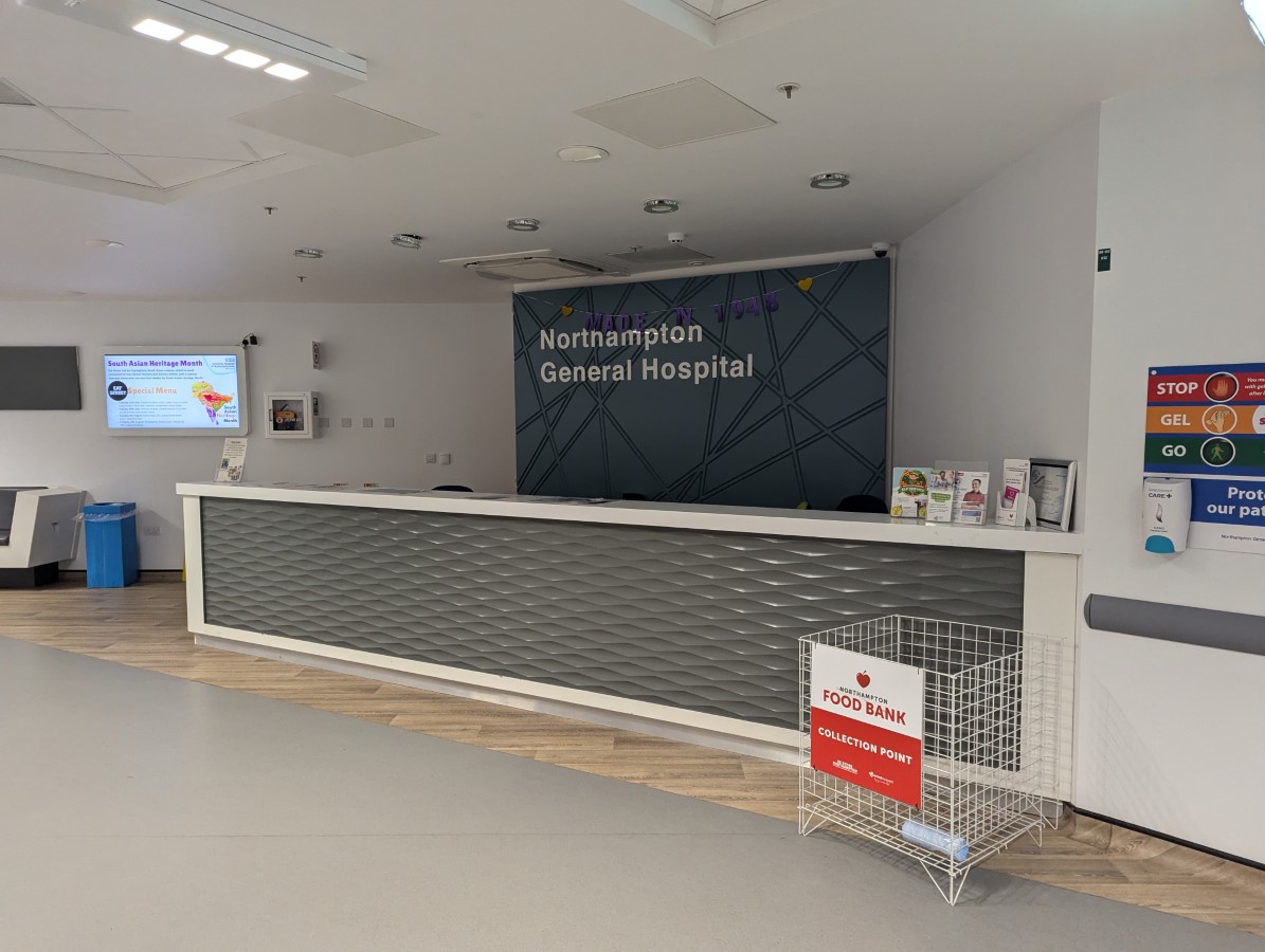 Entrances at Northampton General | AccessAble