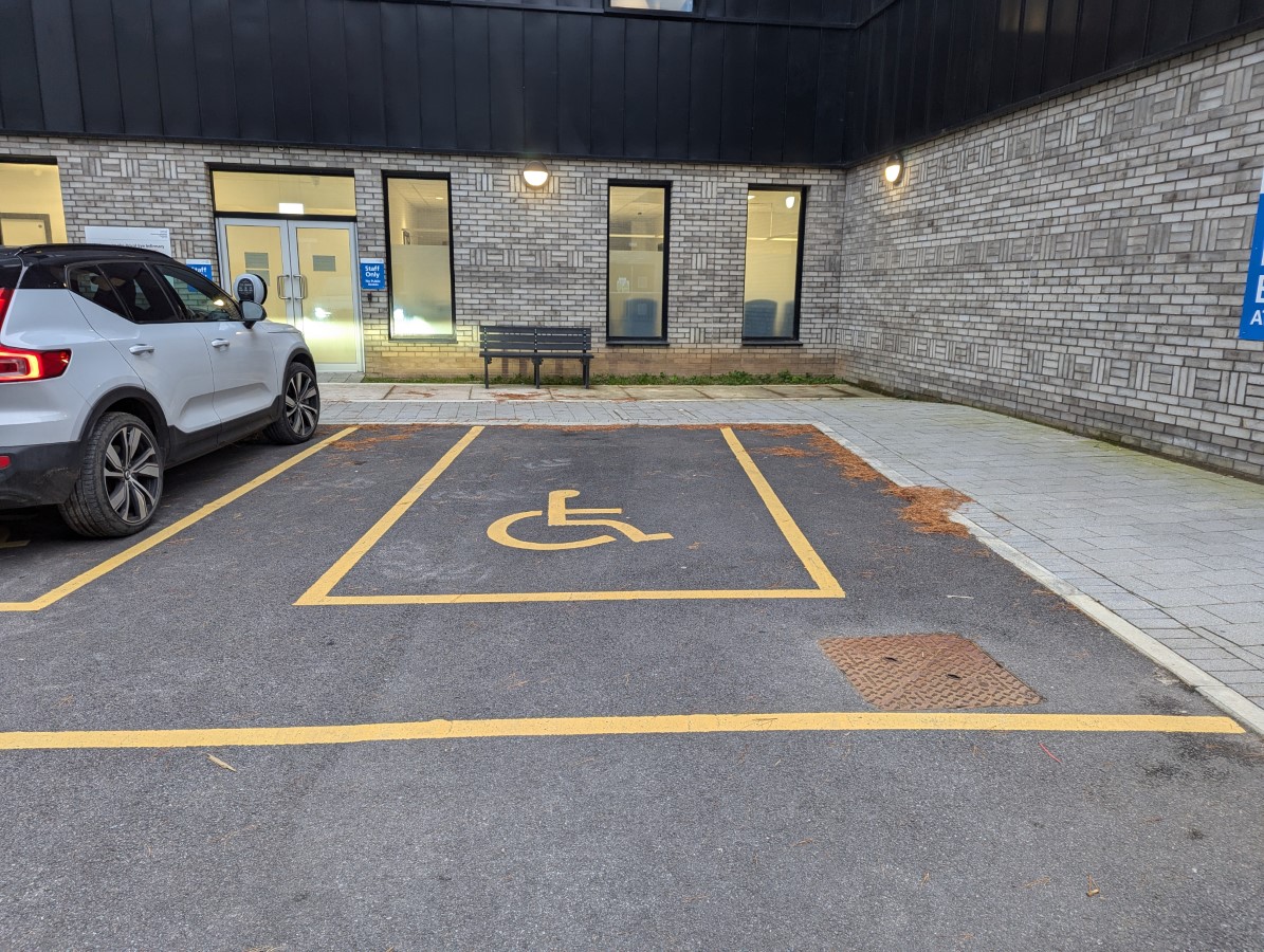Royal Eye Infirmary - Main Outpatients Department | AccessAble