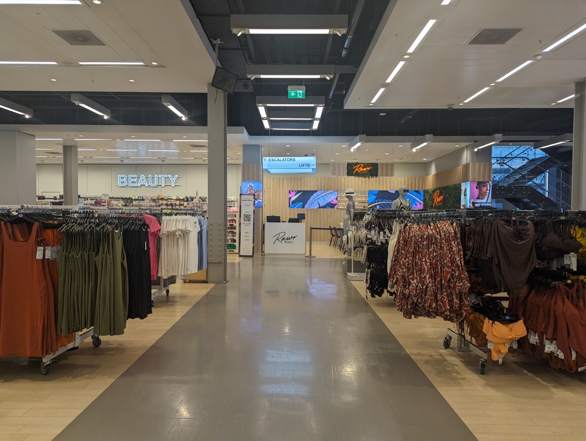 Primark - Tottenham Court Road | AccessAble