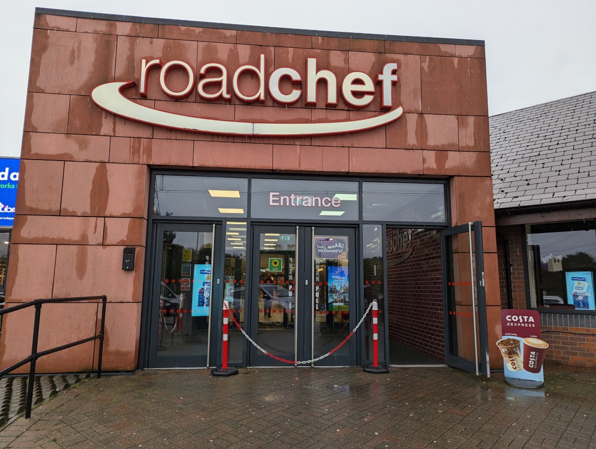 M56 - Chester Services - Roadchef | AccessAble
