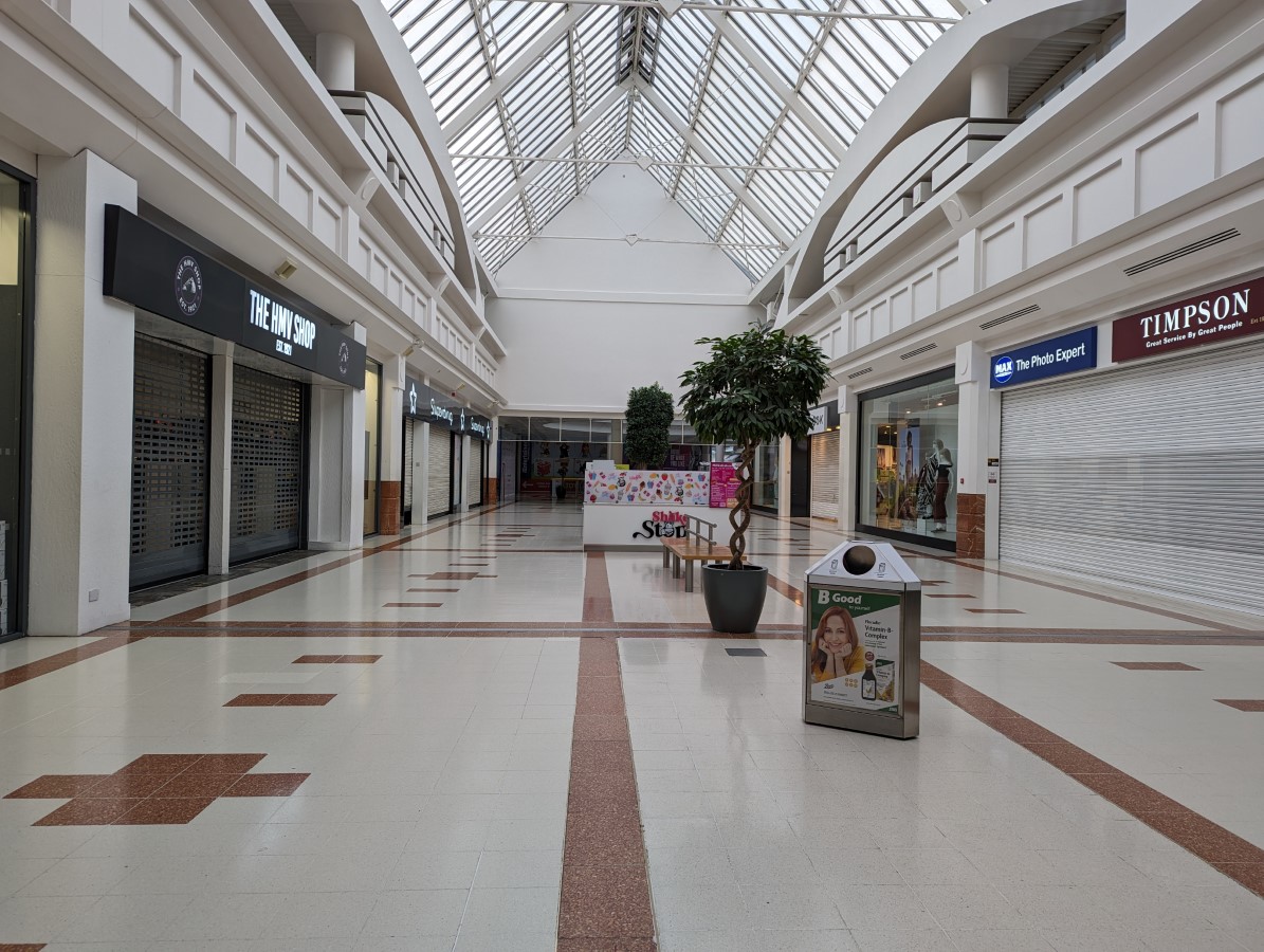 Merry Hill - Upper Mall | AccessAble