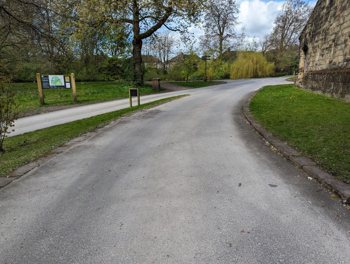 East Riddlesden Hall - Gardens | AccessAble