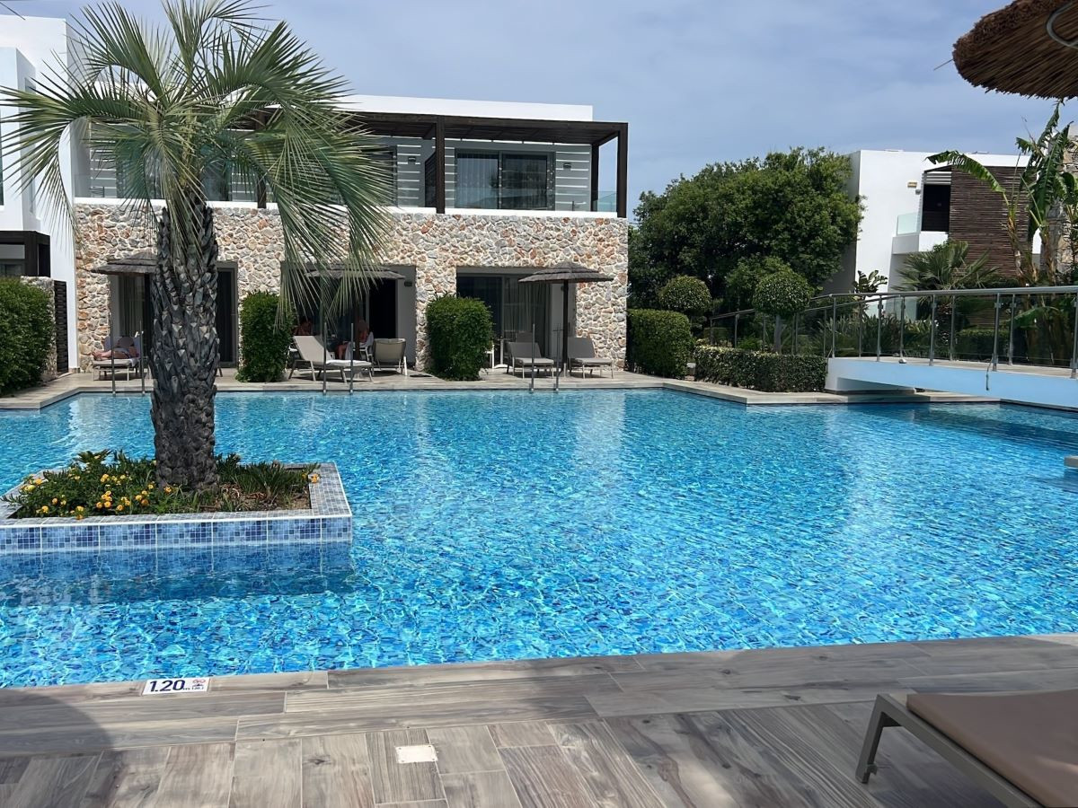 TUI BLUE Palazzo del Mare - Swimming Pools | AccessAble