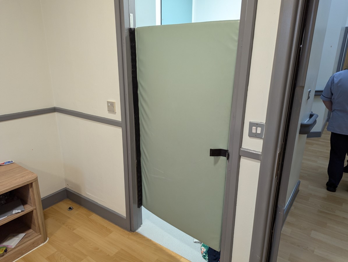 Peasley Cross Hospital - Iris Ward | AccessAble