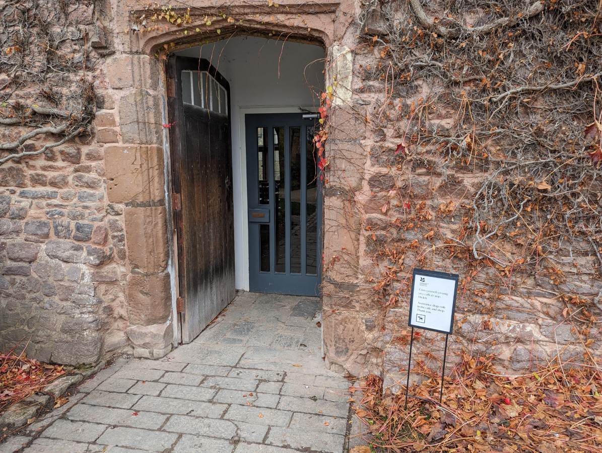 Powis Castle And Garden Courtyard Café Accessable