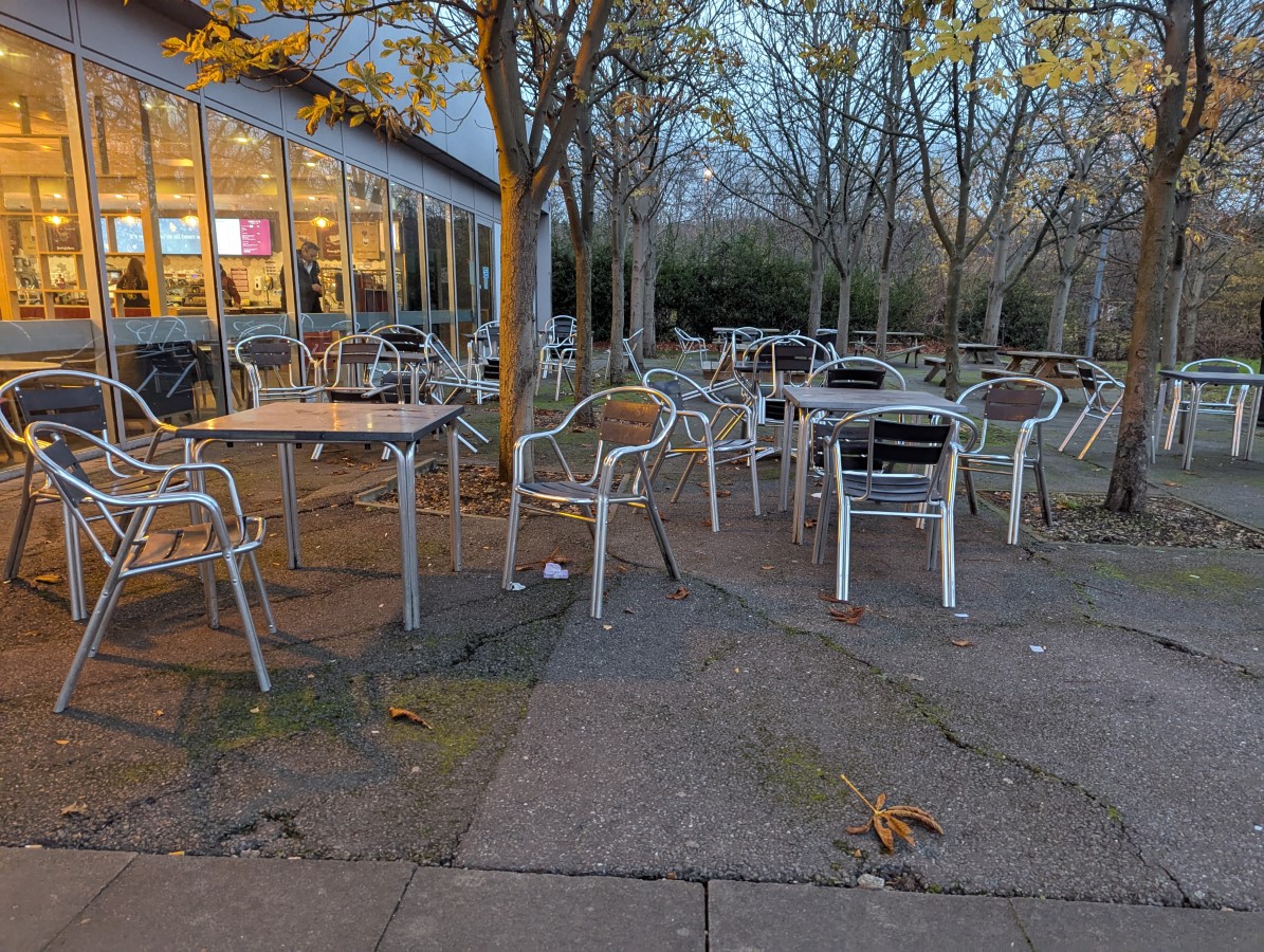 M4 - Heston Services - Westbound - Moto | AccessAble