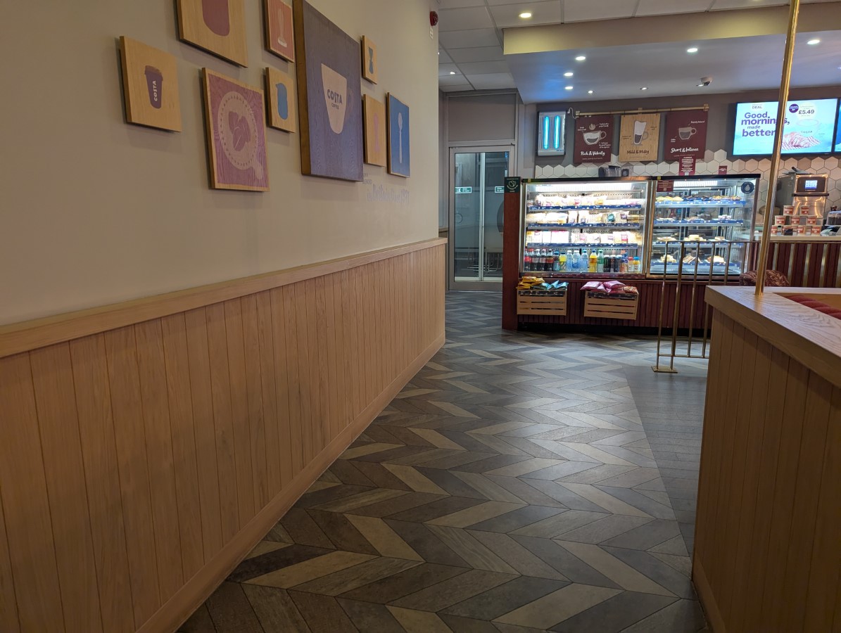 M4 - Heston Services - Westbound - Moto | AccessAble