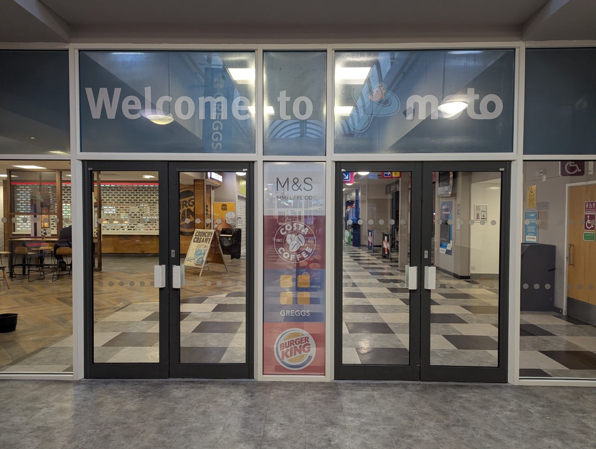 M4 - Heston Services - Westbound - Moto | AccessAble