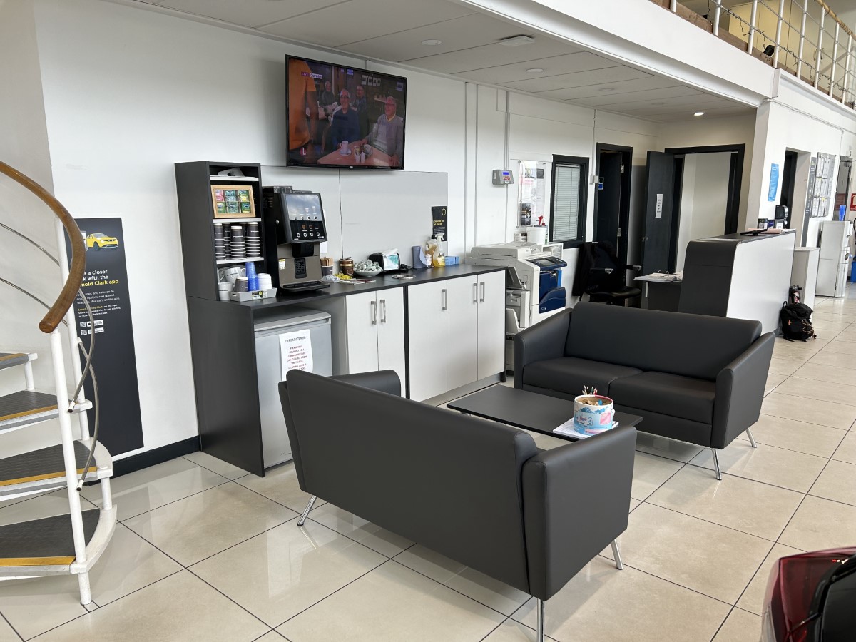 Arnold Clark Falkirk Fiat / Abarth | AccessAble