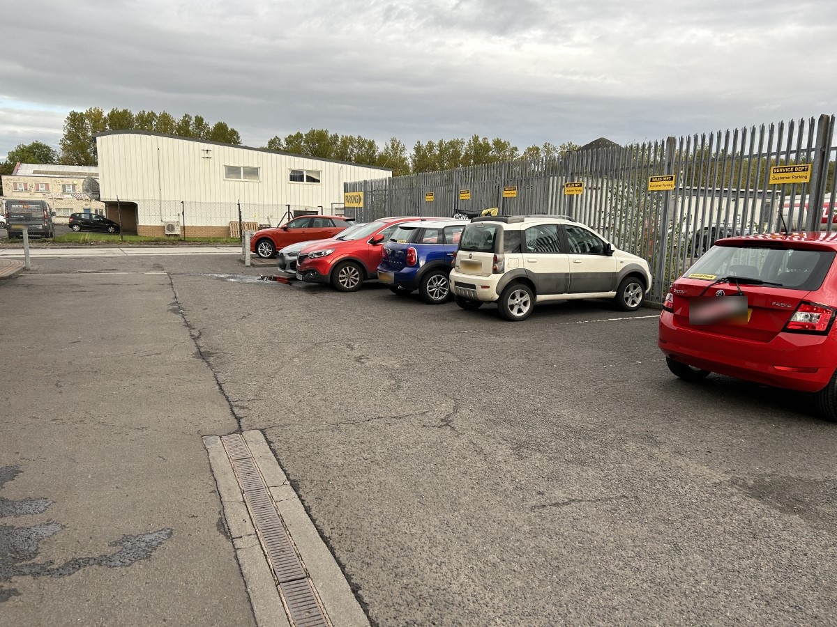 Arnold Clark Falkirk Fiat / Abarth | AccessAble