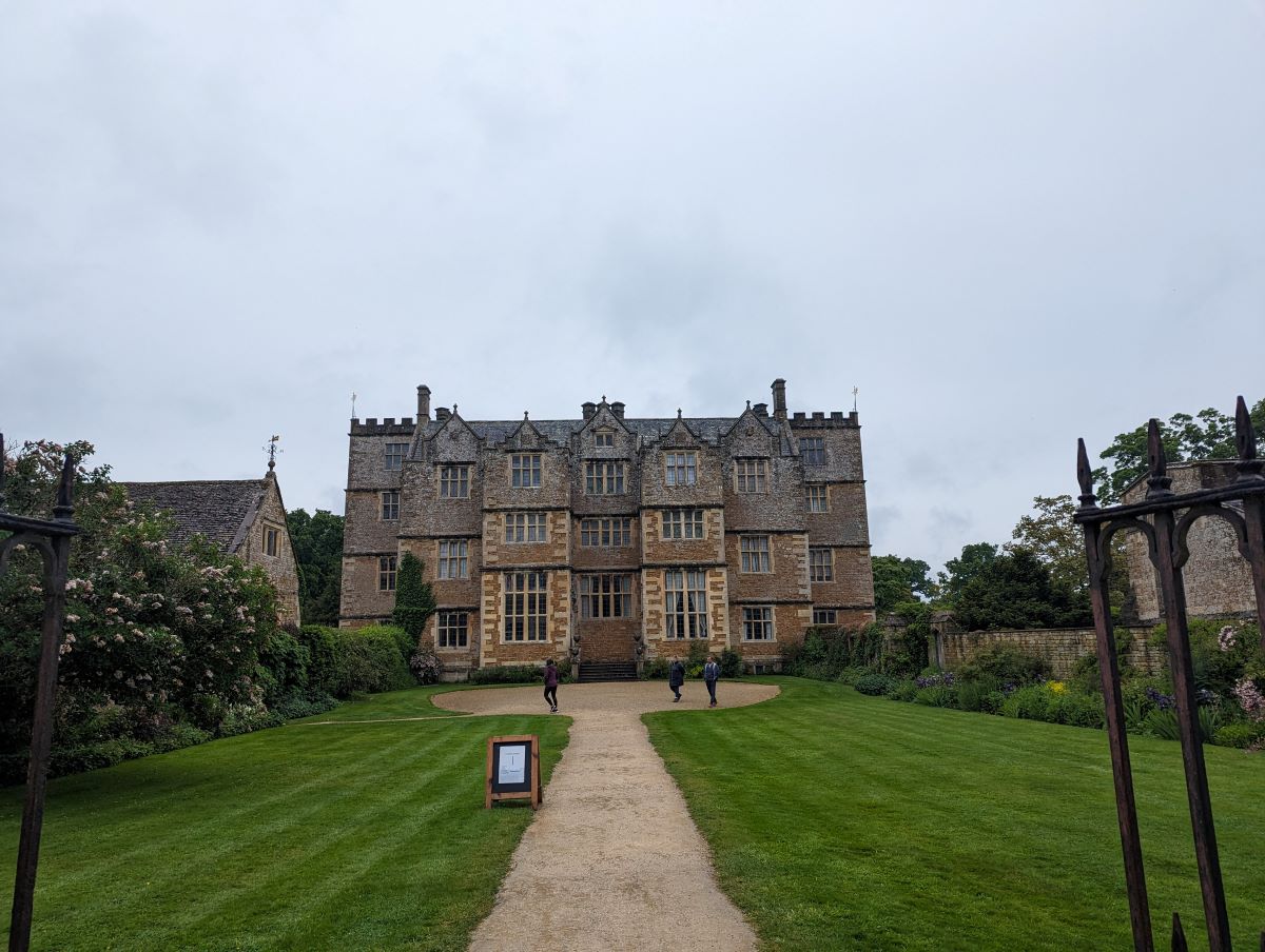 Chastleton House - House and Garden - National Trust | AccessAble