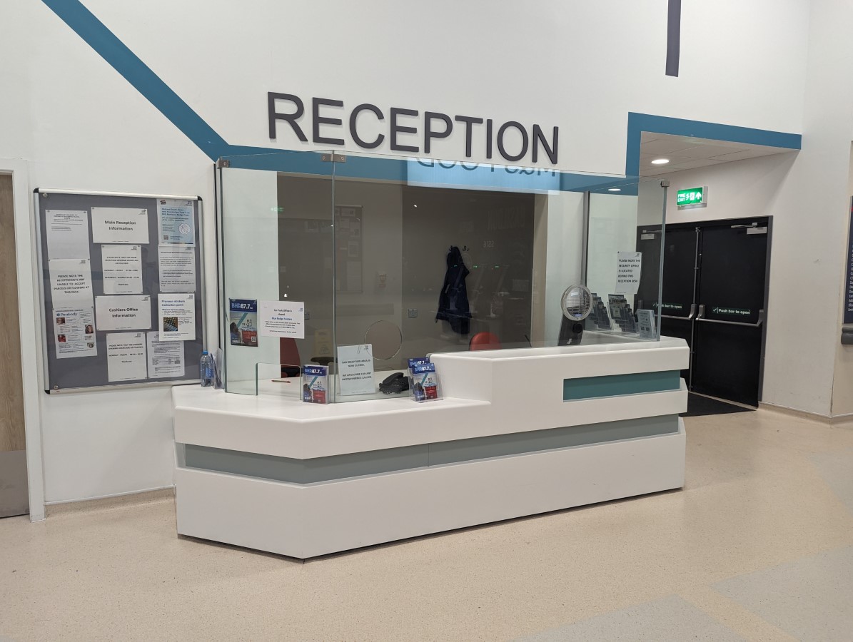 Basildon University Hospital - Entrances | AccessAble