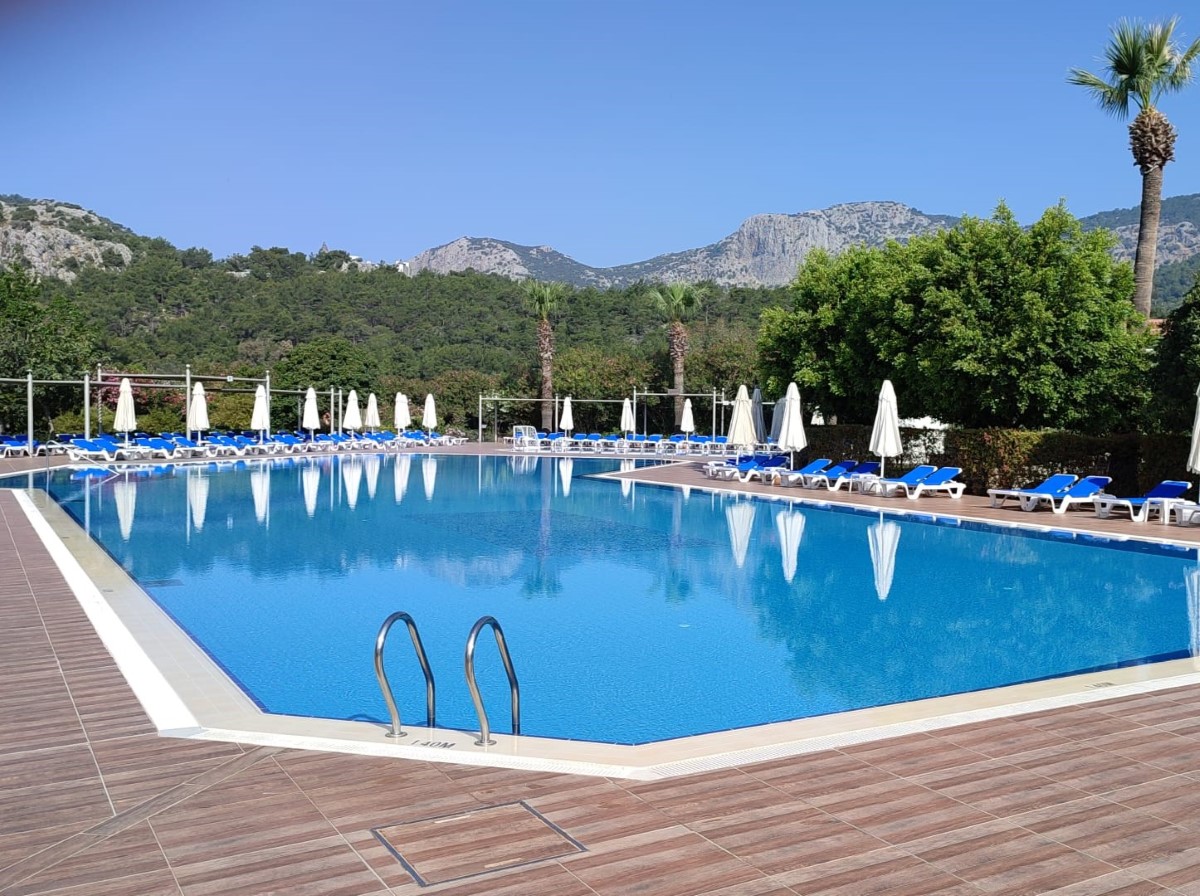 TUI BLUE Sarigerme Park - Swimming Pools | AccessAble