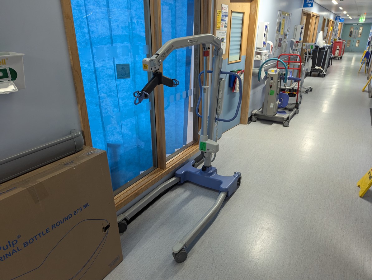 Ward A528 / Acute General Medicine | AccessAble
