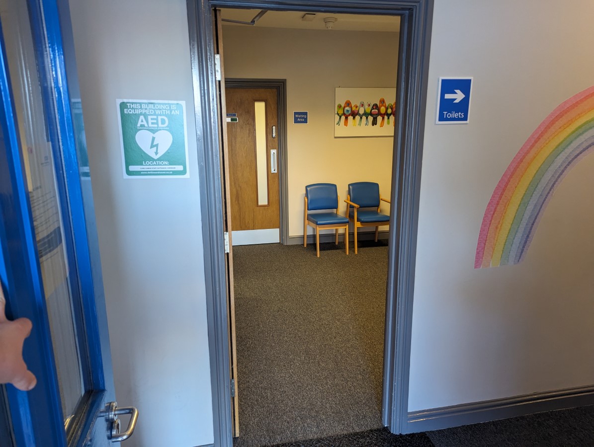 West End - CAHMS, Hull | AccessAble