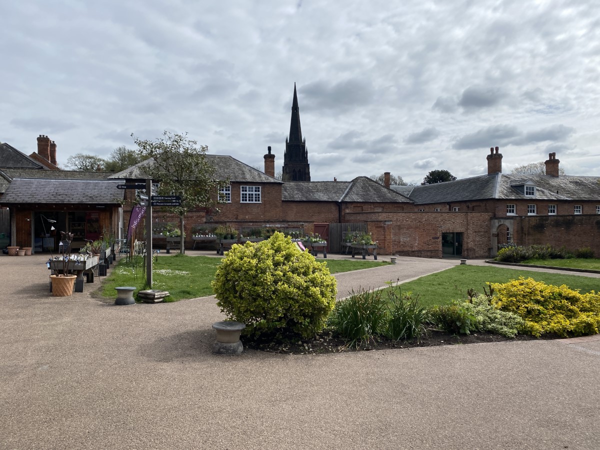 Clumber Park - Turning Yard Café | AccessAble