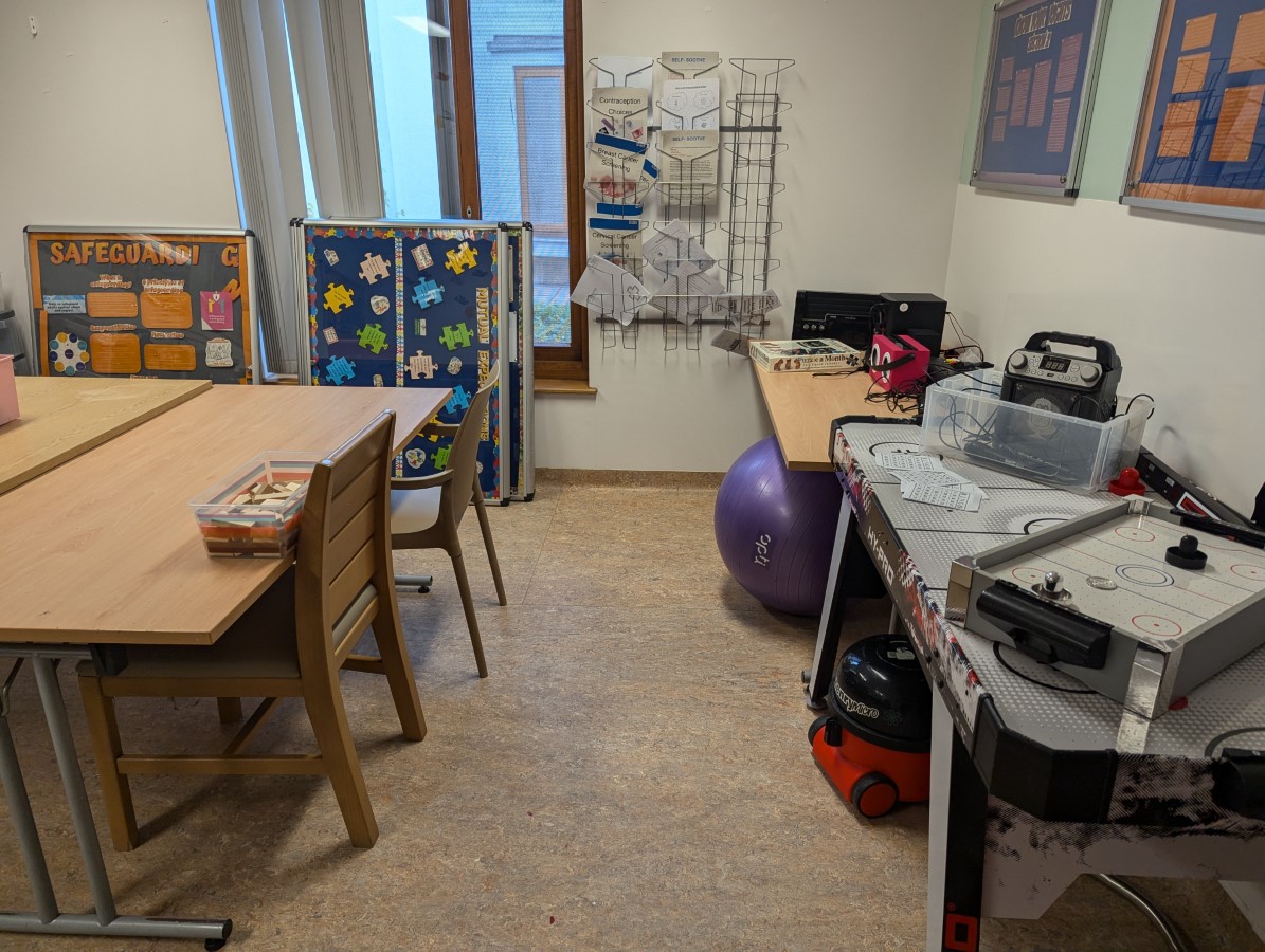 Clock View Hospital - Dee Ward | AccessAble