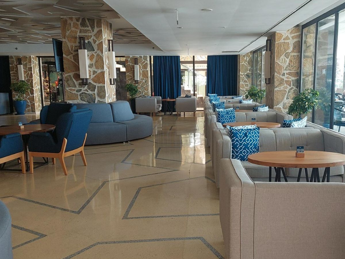 TUI BLUE Seno - Entertainment | AccessAble