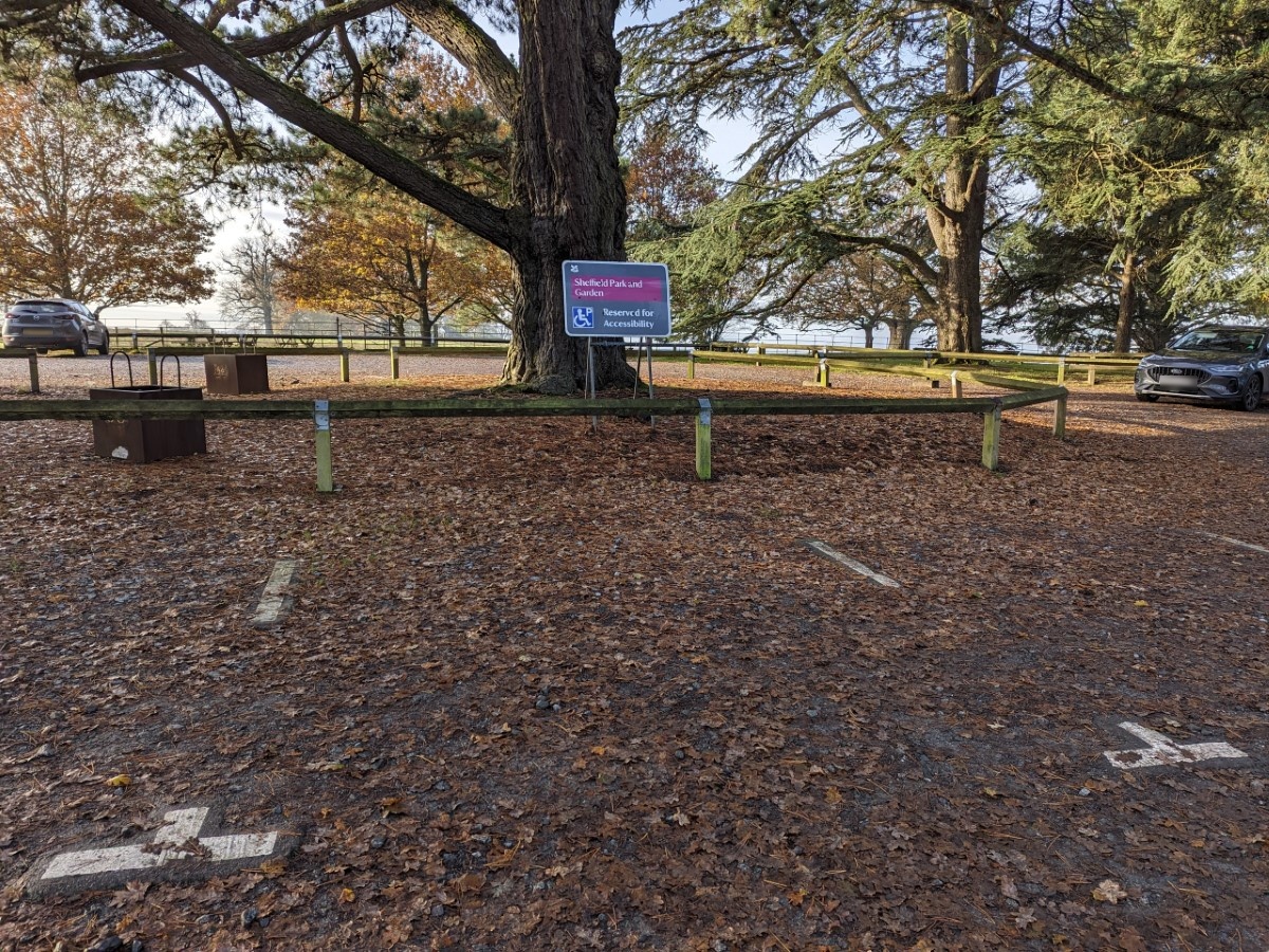 Sheffield Park and Garden - Parking and Arrival | AccessAble