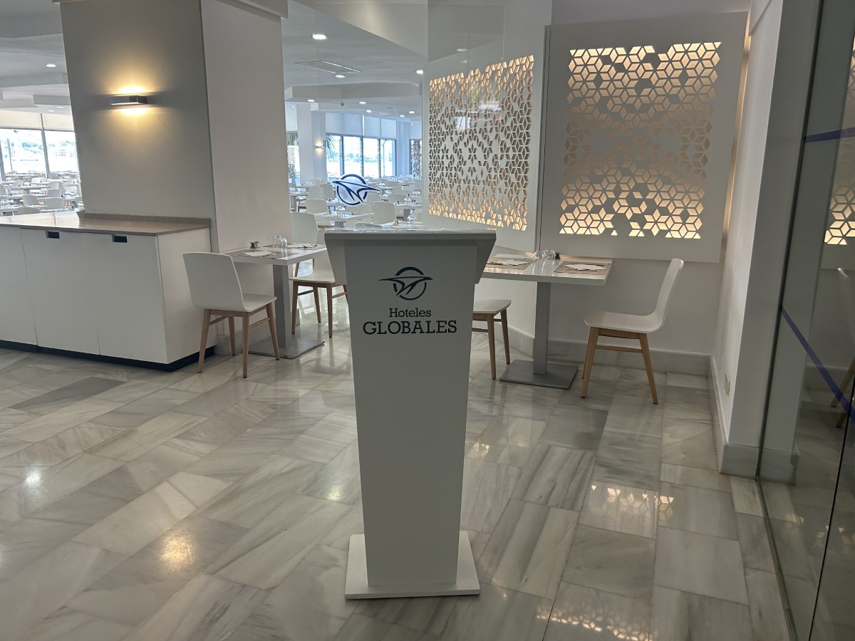 Globales Santa Lucia - The Buffet Restaurant | AccessAble