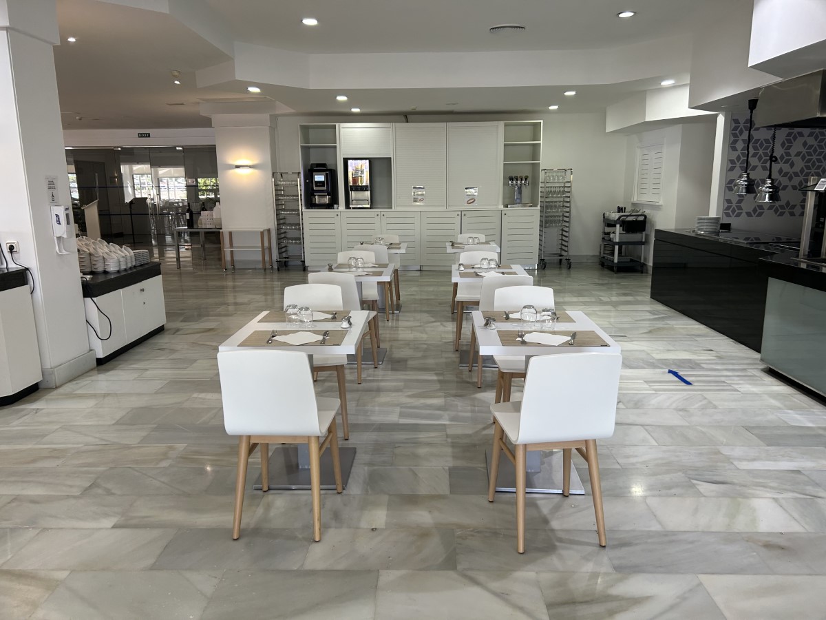 Globales Santa Lucia - The Buffet Restaurant | AccessAble