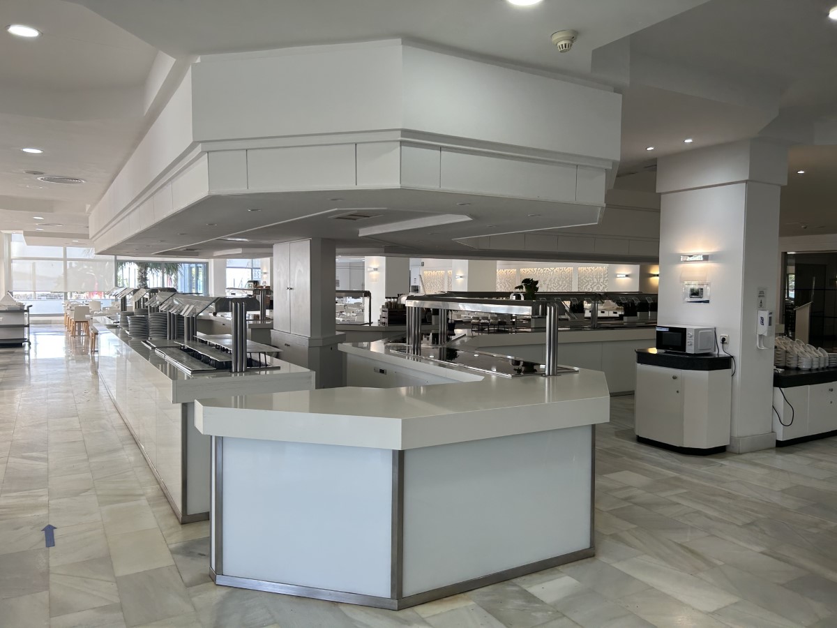 Globales Santa Lucia - The Buffet Restaurant | AccessAble