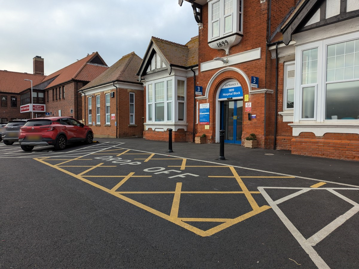 Clacton District Hospital - Entrance 7 - Community Diagnostic Centre ...