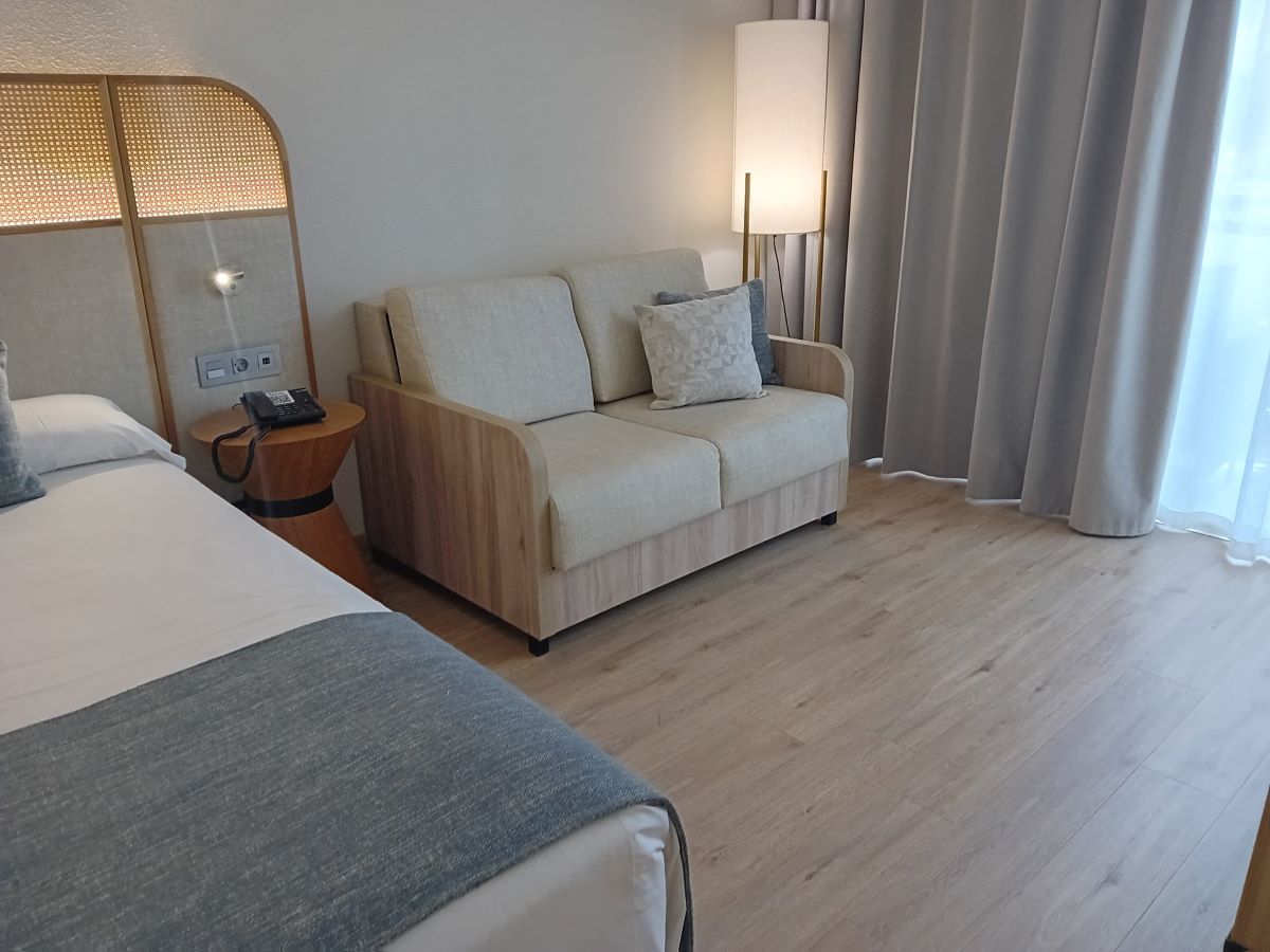 Maspalomas and Tabaiba Princess - Rooms | AccessAble