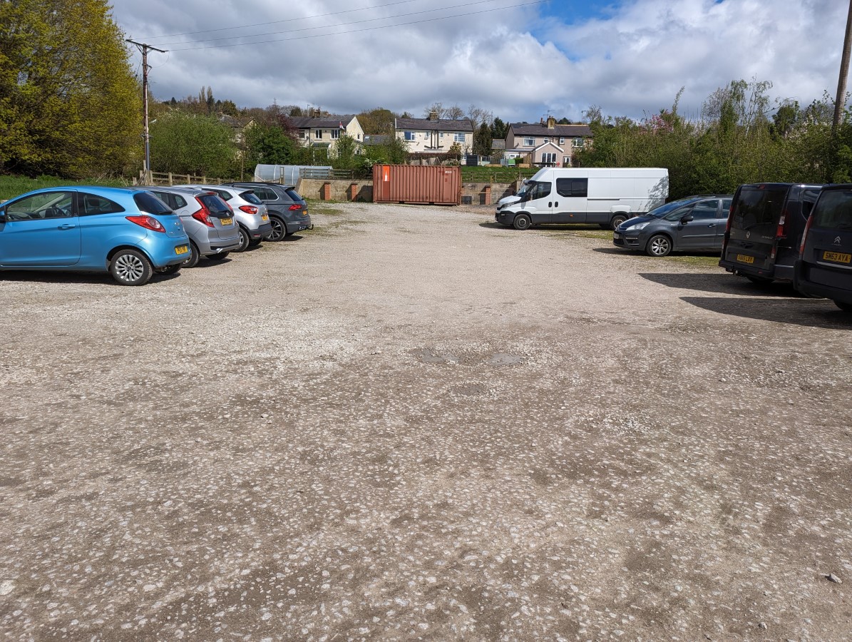 East Riddlesden Hall - Parking and Arrival | AccessAble