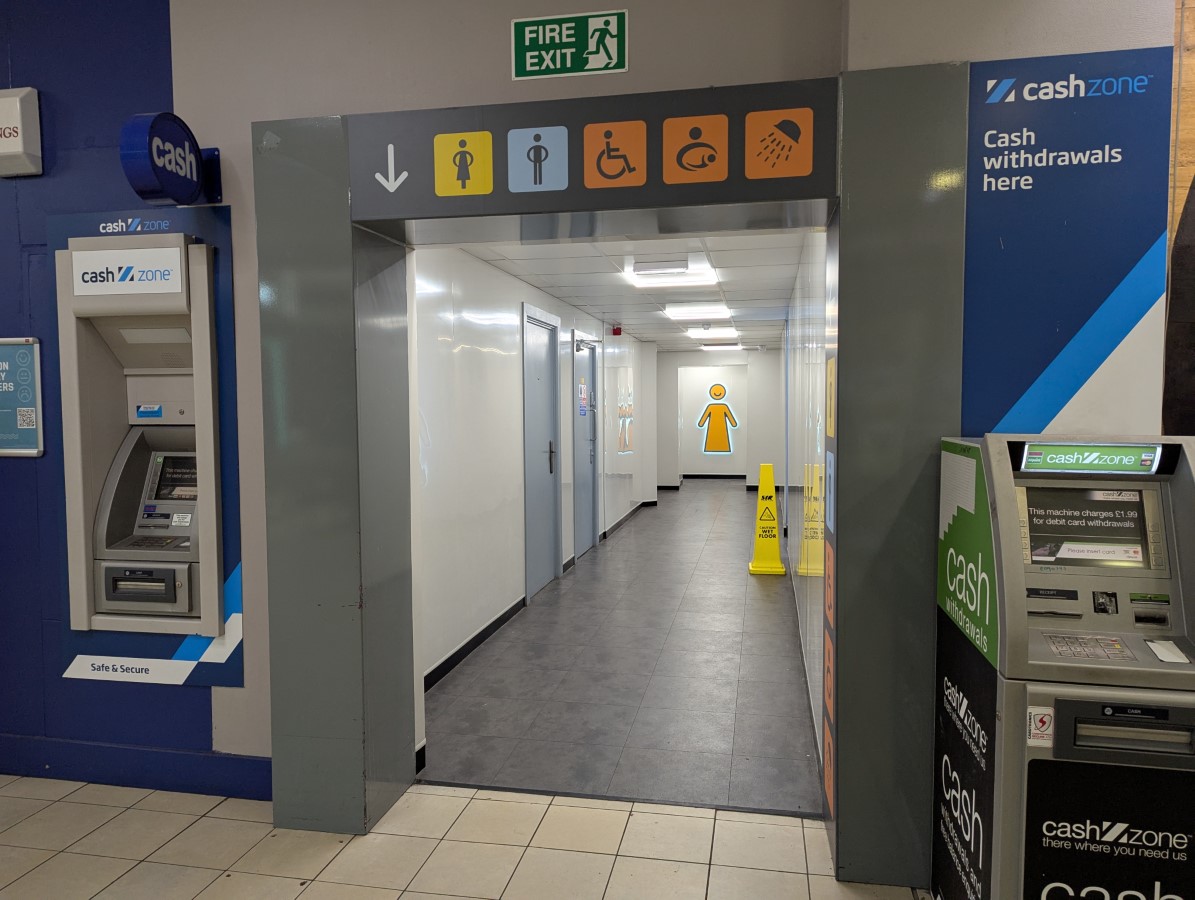 M1 - Trowell Services - Northbound - Moto | AccessAble