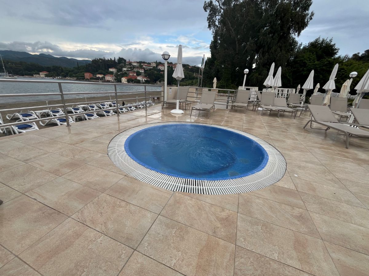 TUI BLUE Kalamota Island - Swimming Pools | AccessAble