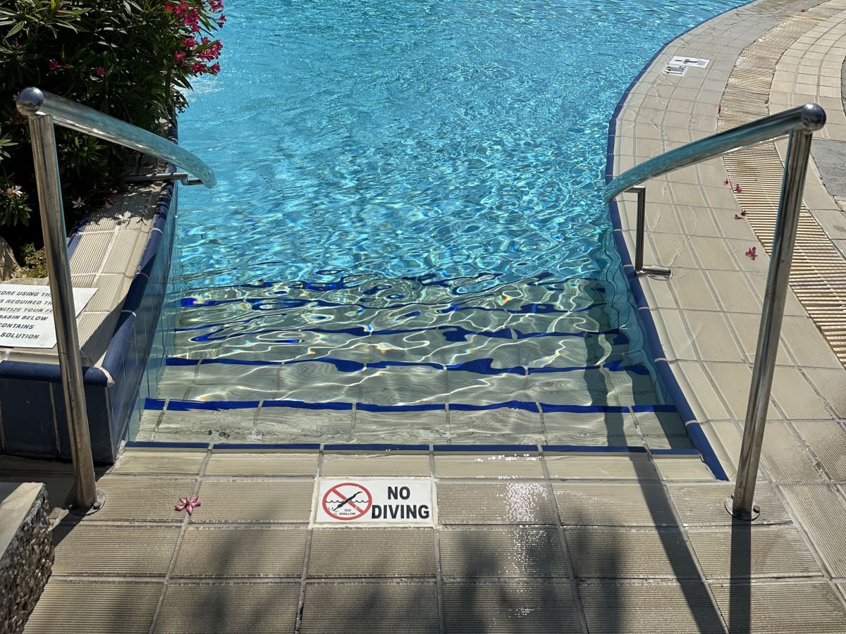 TUI BLUE Atlantica Bay - Swimming Pool | AccessAble