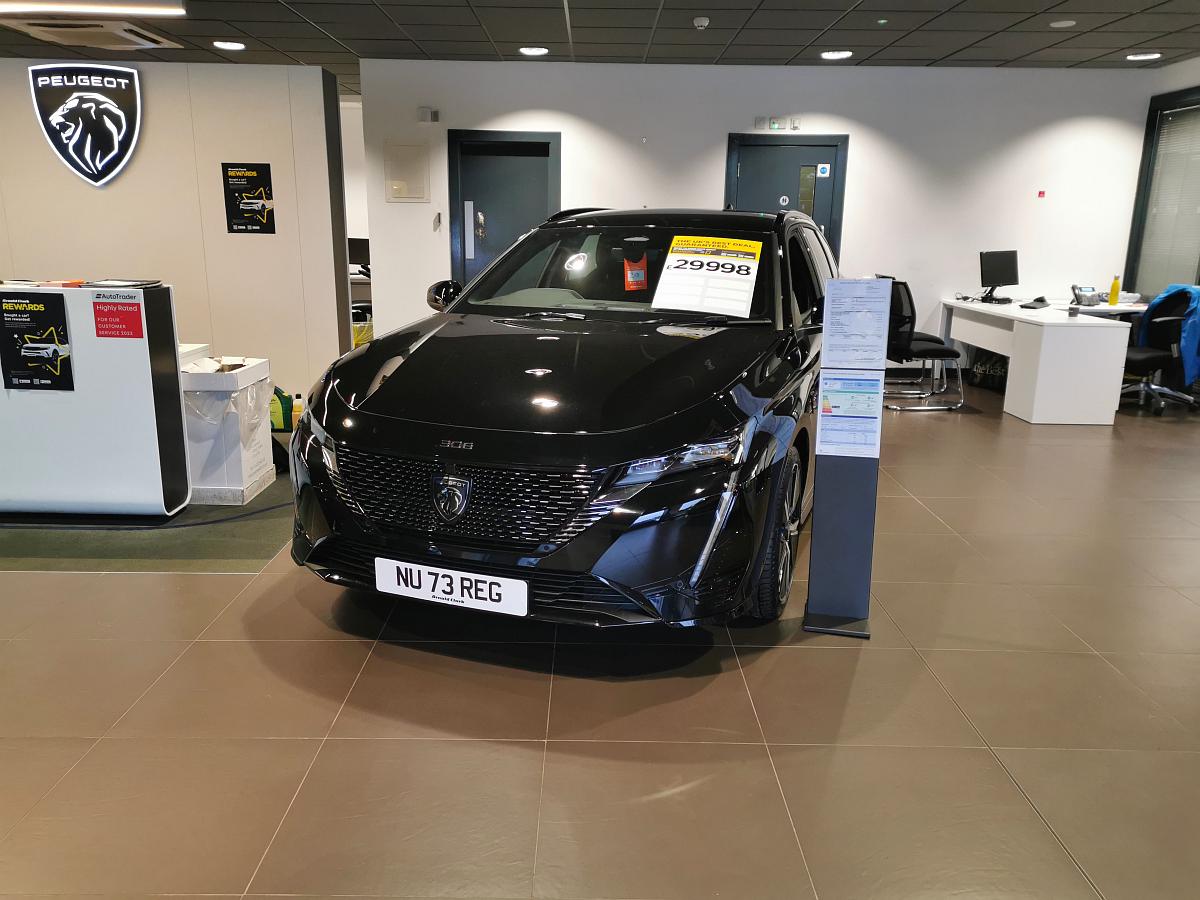 Arnold Clark Kilmarnock Peugeot | AccessAble