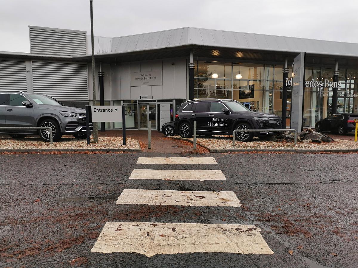 Arnold Clark Mercedes-Benz of Perth | AccessAble