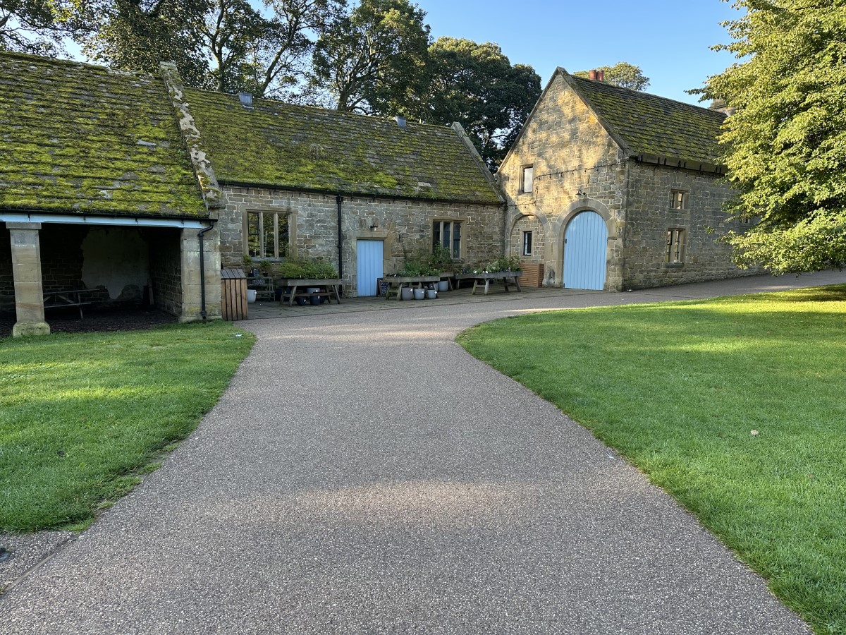 Hardwick - Shops | AccessAble