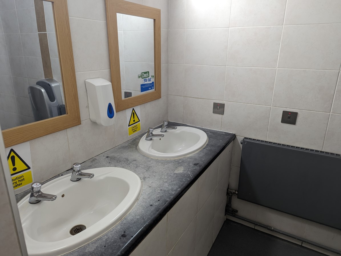 Balham Library | AccessAble