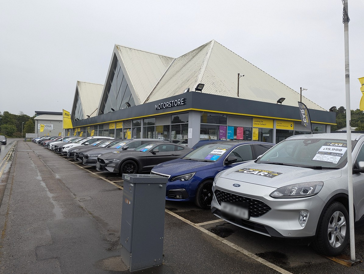 Arnold Clark Inverness Motorstore / Hyundai | AccessAble